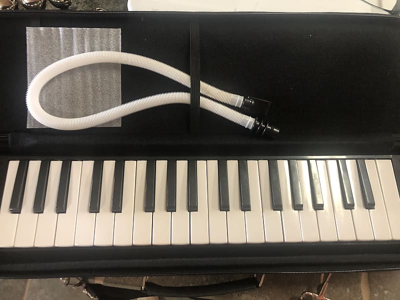 Schoenhut Melodica with 37 Keys (3 Octaves) | Reverb