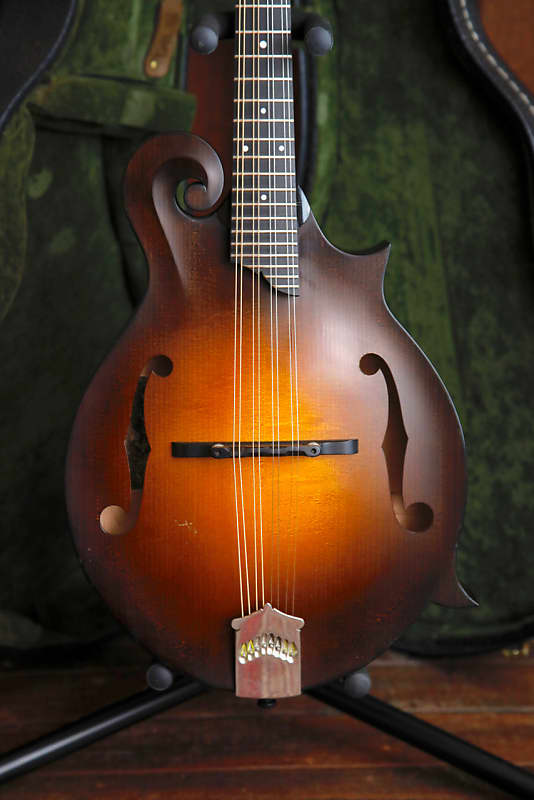 Collings MF F-Style Satin Oval Hole Mandolin Pre-Owned | Reverb