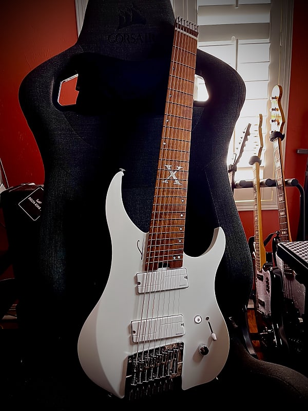 Legator G8A Headless 8-String Ghost Anniversary | Reverb