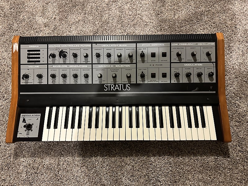 Crumar Stratus 1982 | Reverb