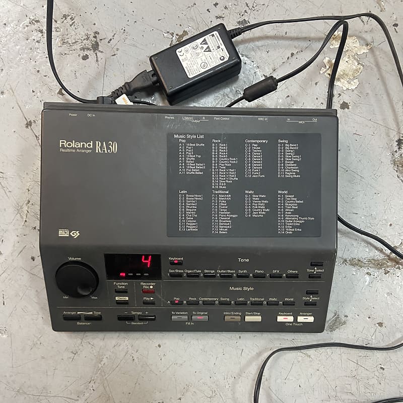 Roland Ra-30 - Black | Reverb