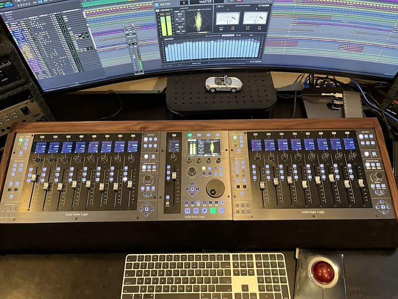 Mix Ends SSl Desktop Stand UF1/UF8 Triple Bay SSL (2) UF8 (1) | Reverb