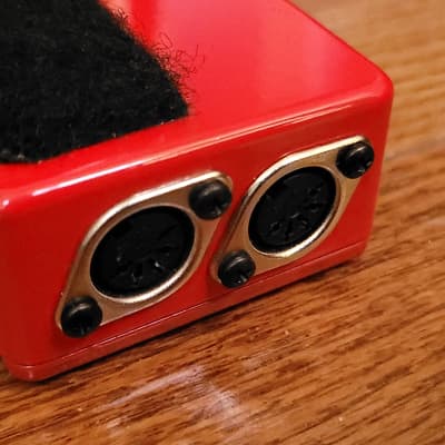 Red Midi 2 Channel Midi IN/Midi Out Passthrough Interface Box | Reverb