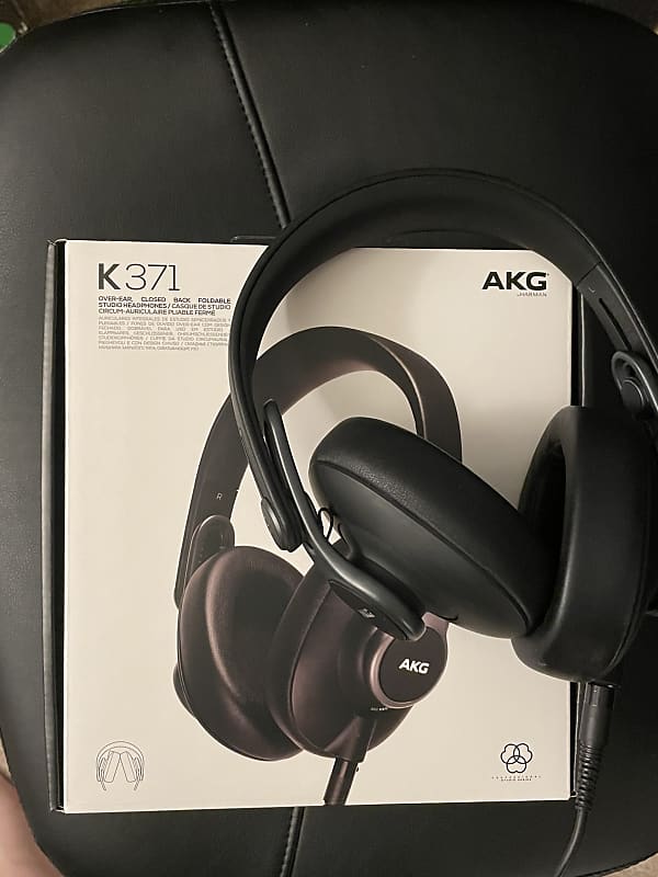 AKG K371 Headphones | Reverb