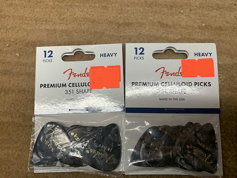 Fender 2 packs of Heavy picks with 12 picks in each | Reverb