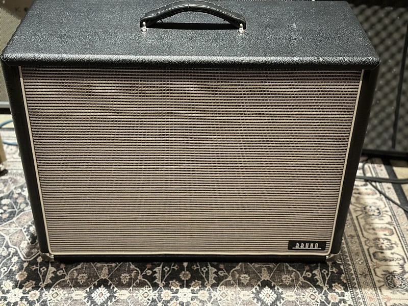 Bruno 2x12 Guitar Cab Diagonal Offset | Reverb