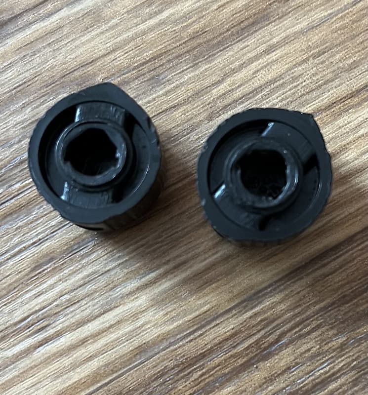 Silvertone Amplifier Knobs | Reverb