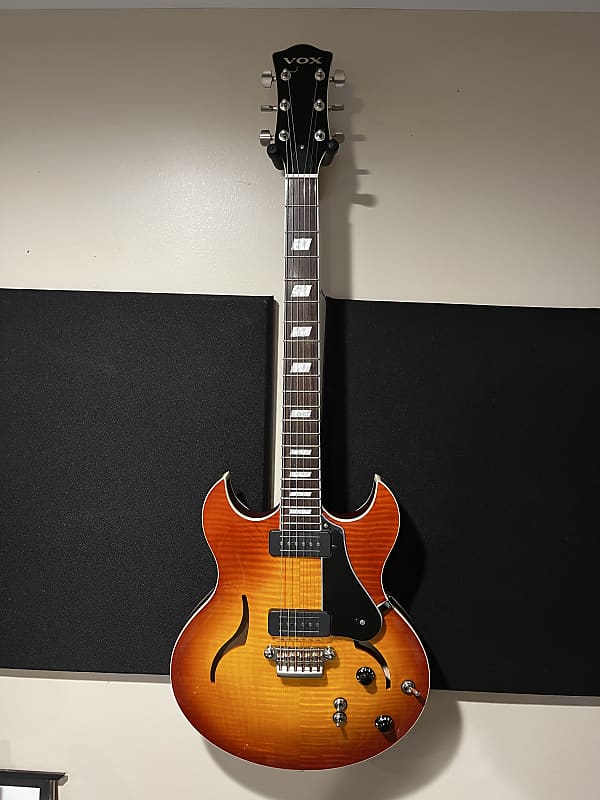 Vox HDC-77 in Siennaburst — *MINT* | Reverb