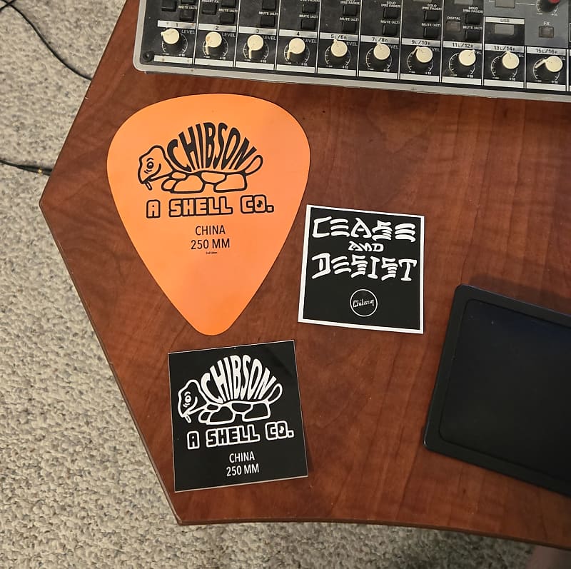 Chibson Jumbo Pick 2nd Edition with misprint | Reverb
