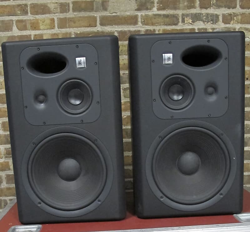 JBL LSR6332 Linear Spatial Reference Monitor | Reverb