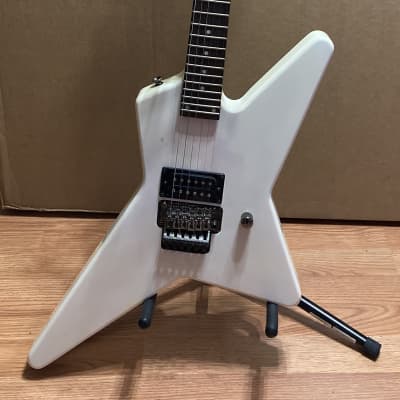Charvel Desolation DST-3 FR Star Electric Guitar | Reverb