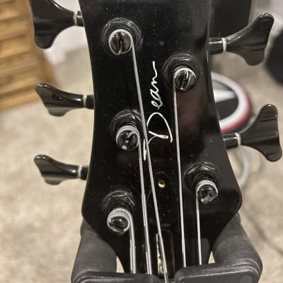 Dean Edge Q5 2020 - Quilted Blue with Fishman Fluence System | Reverb