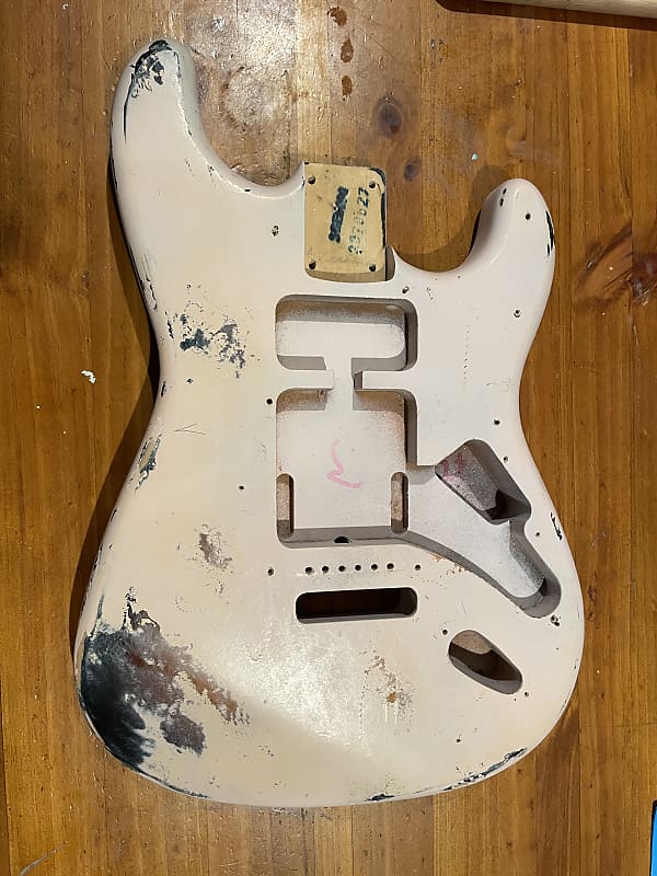 Fender Stratocaster Squier - Relic Pink over Burst | Reverb