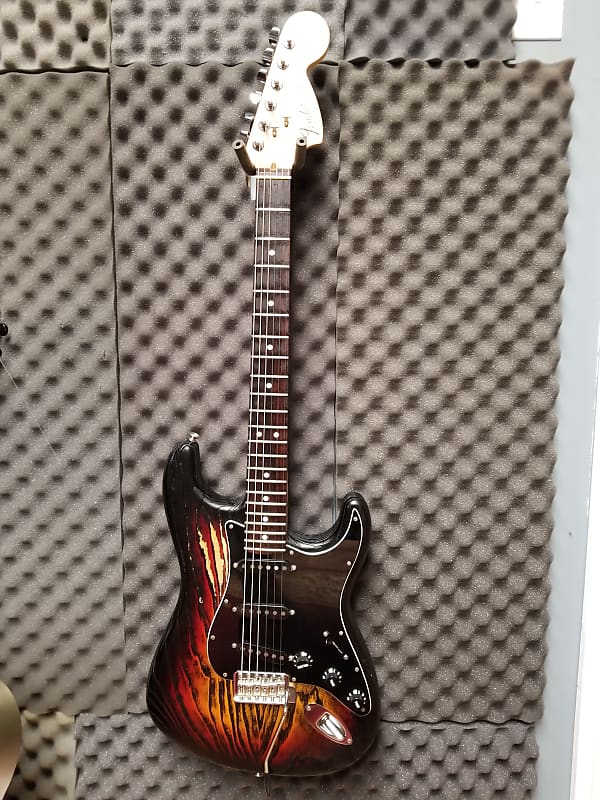Fender Sandblasted Stratocaster - 3-Tone Sunburst | Reverb