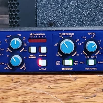 XTA Electronics D2 / DP3x2 Stereo Dynamic EQ Audio Processor | Reverb