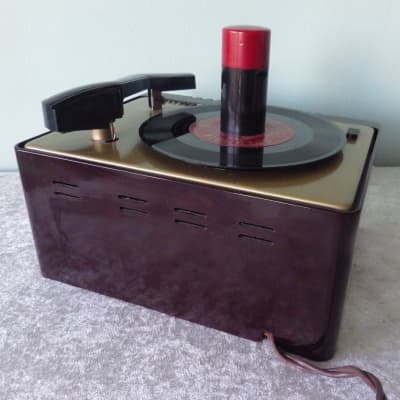 Vintage RCA Victor tube 45 RPM record player phonograph | Reverb