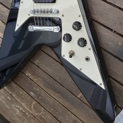 Commodore Flying V Black Guitar | Reverb