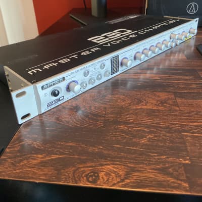 Aphex 230 Master Voice Channel | Reverb Deutschland