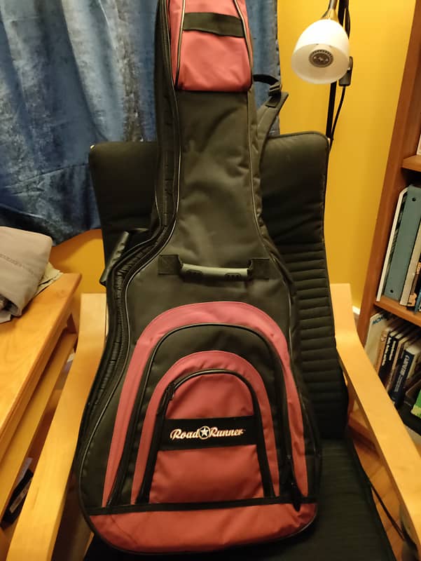 Road Runner Acoustic Guitar Gig Bag Early 2000s - Black & | Reverb