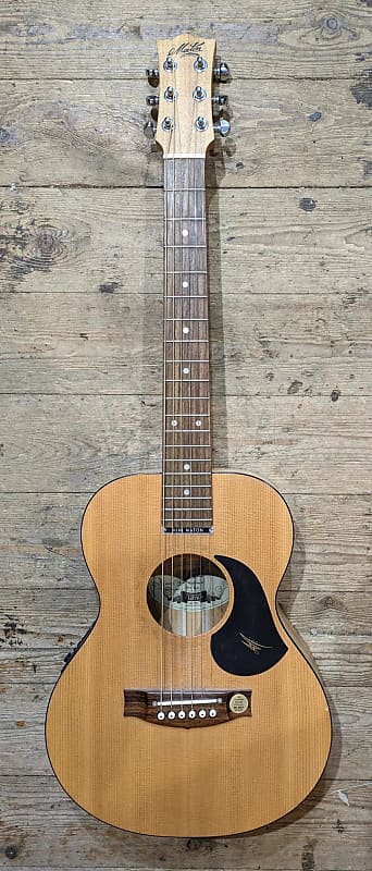 Maton Mini Maton EM6 with Maton Case #9973 | Reverb