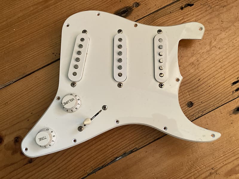 Squier by Fender Mini Guitar Loaded Scratchplate 2005 Strat | Reverb
