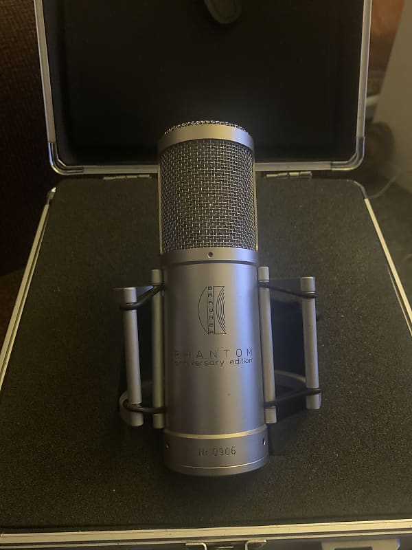 Brauner Phantom AE RARE | Reverb UK