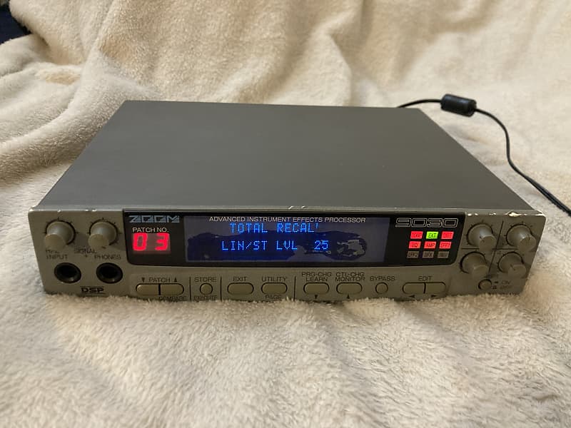 Zoom 9030 FX Processor recapped & refurbished | Reverb