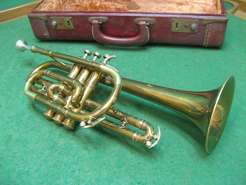 Holton Model 29 Cornet 1947 - Reconditioned - Case & Holton | Reverb
