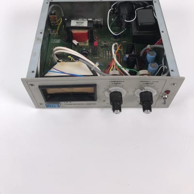Urei LA-4 Compressor/Limiter | Reverb