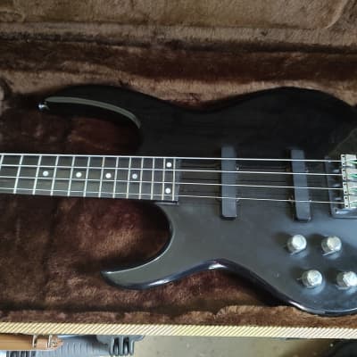 Carvin 4 string left handed bass w/case | Reverb