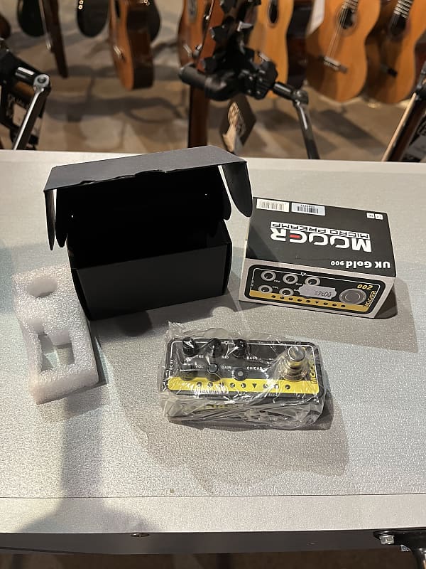 Mooer 002 UK Gold 900 Micro Preamp 2010s - Grey/Yellow | Reverb