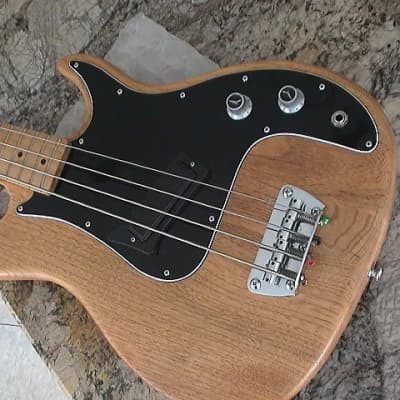 Peavey Fury Bass Guitar – 1983 First Generation | Reverb