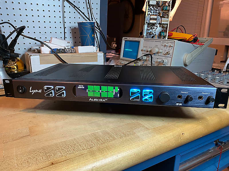 Lynx Aurora (n) TB 16x16 analog, 16x16 AES, x4 mic | Reverb Australia