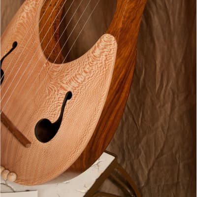 Mid-East Lyre Harp 8-String | Reverb