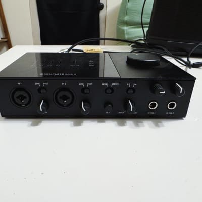 Komplete Audio 2 Two-Channel Audio Interface | Reverb