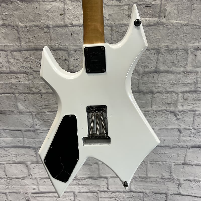 Vintage BC Rich Warlock White Electric Guitar | Reverb
