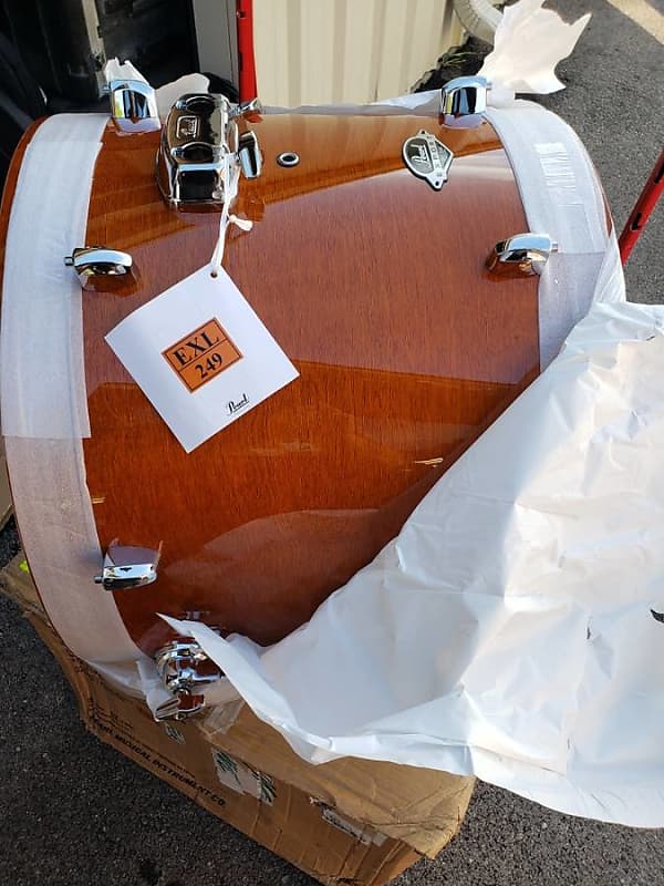 Pearl Export Honey Amber lacquer - 16" floor tom and 22" bass | Reverb