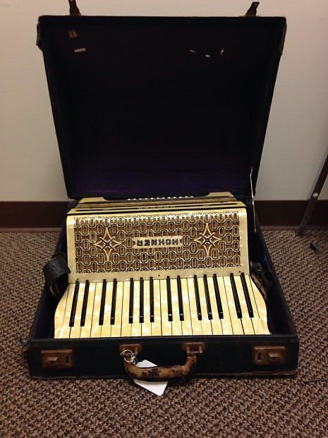 Hohner Model III Accordion 1930's - 1940's Off White Mother | Reverb