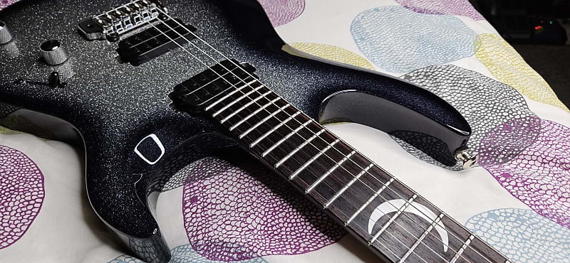 Kiesel Neck-Through Aries 2021 - Metallic Silver Flake/Trans | Reverb