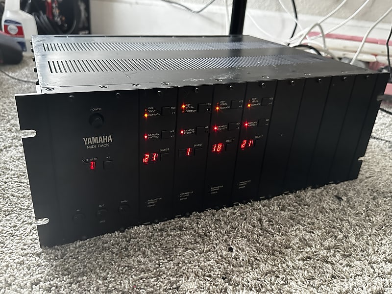 Yamaha TX216 (4 TF1 Modules) | Reverb