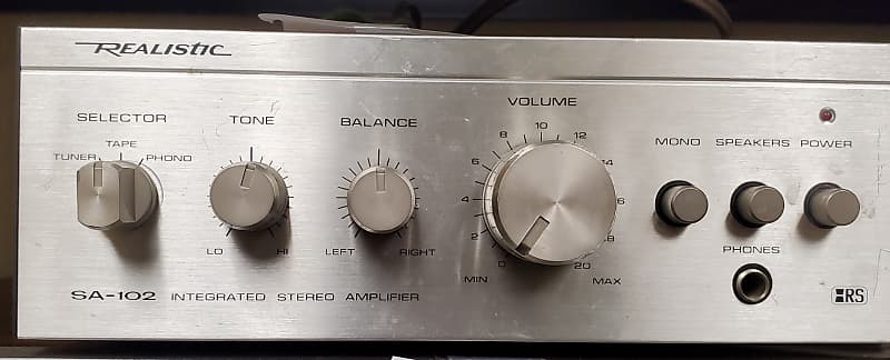 Realistic SA-102 Integrated Stereo Amplifier | Reverb