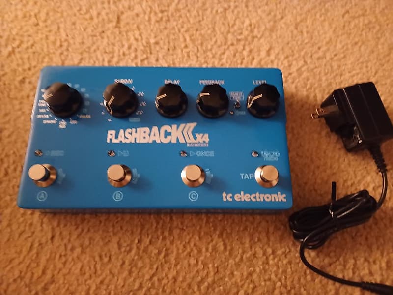 TC Electronic Flashback X4 Delay & Looper Mint | Reverb