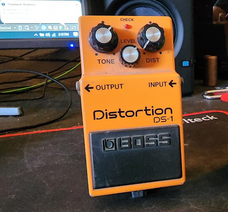 BOSS DS-1 | Reverb