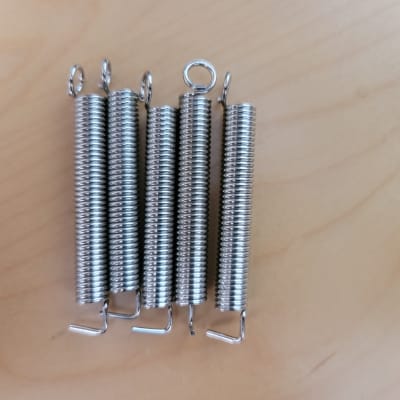 Tremolo Springs (25 total) | Reverb