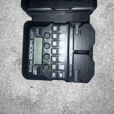 Used Zoom 3030 Multi Effects Processor | Reverb