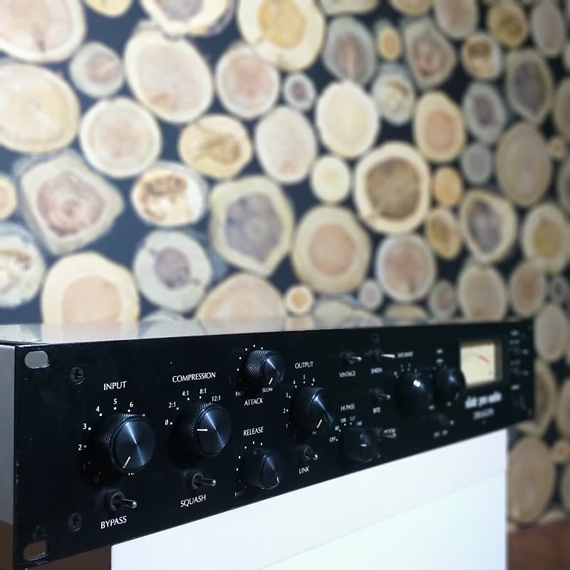 Slate Pro Audio Dragon Compressor black | Reverb