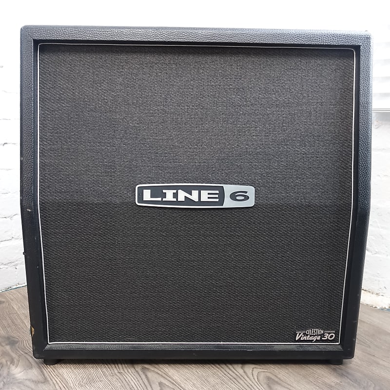 Line 6 V12VS-T Slanted 4x12” Guitar Cabinet | Reverb UK