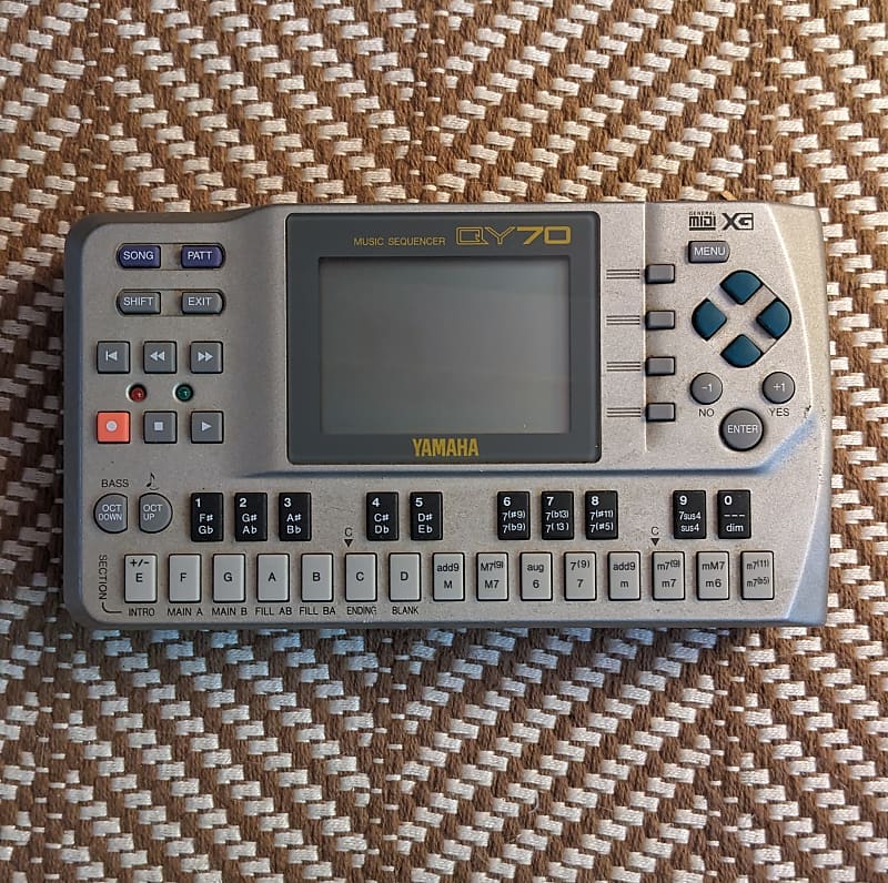 Yamaha QY70 1997 - Grey | Reverb