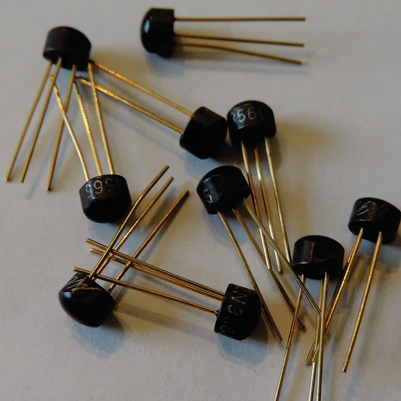 2N3565 NPN Transistors Gold Leads 10 pcs N.O.S. Micro | Reverb