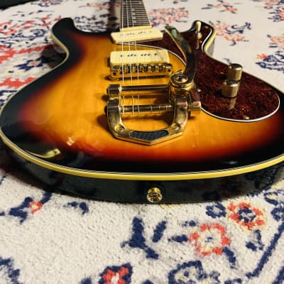 Jay Turser Mosrite Copy MIK Offset -3-Tone Sunburst | Reverb